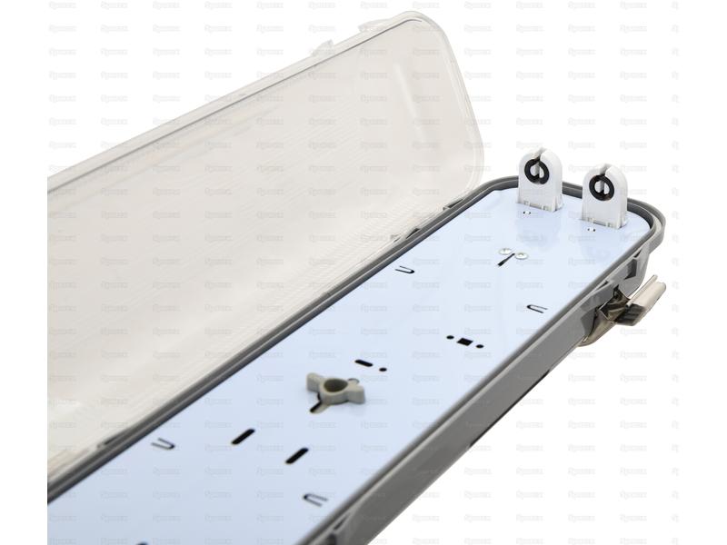 LED Twin Tube Fitting, 2ft (600mm), T8/G13, 100-277V